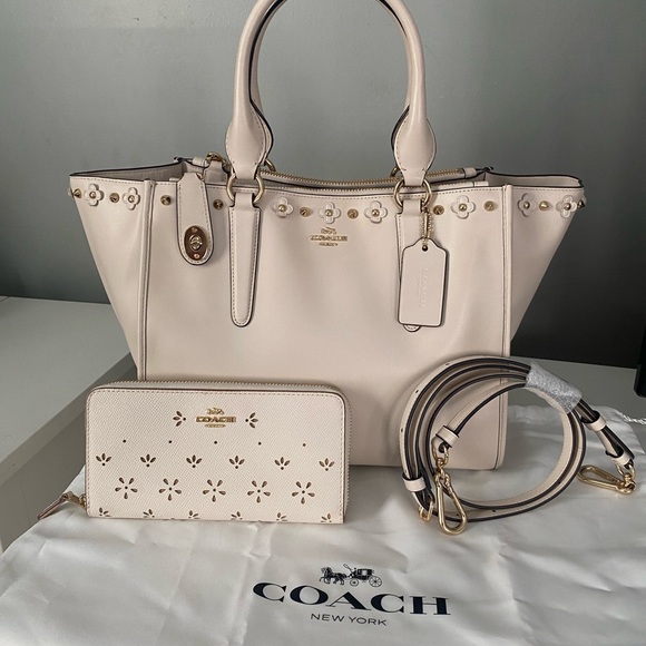 Coach | Bags | Coach Crosby Carryall With Floral Rivets And Wallet ...